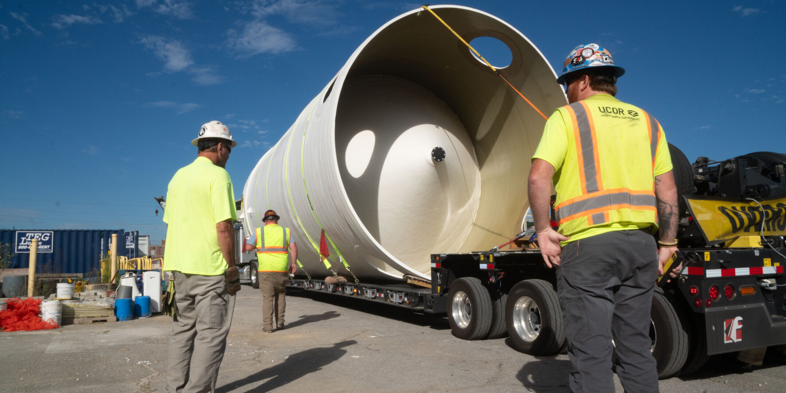 First sludge tank installed at Mercury Treatment Facility - UCOR