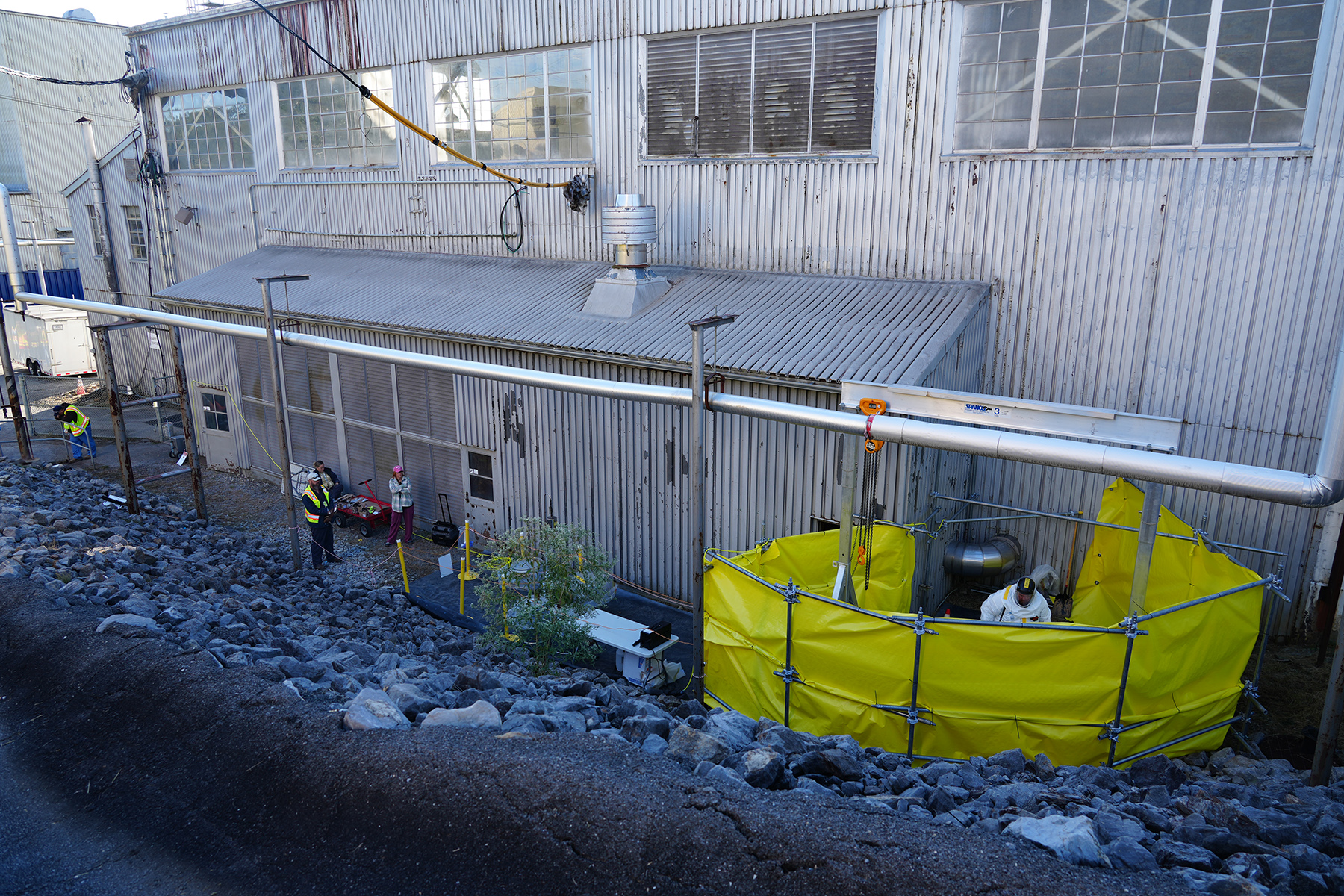 Deactivation work outside Oak Ridge Graphite Reactor - UCOR