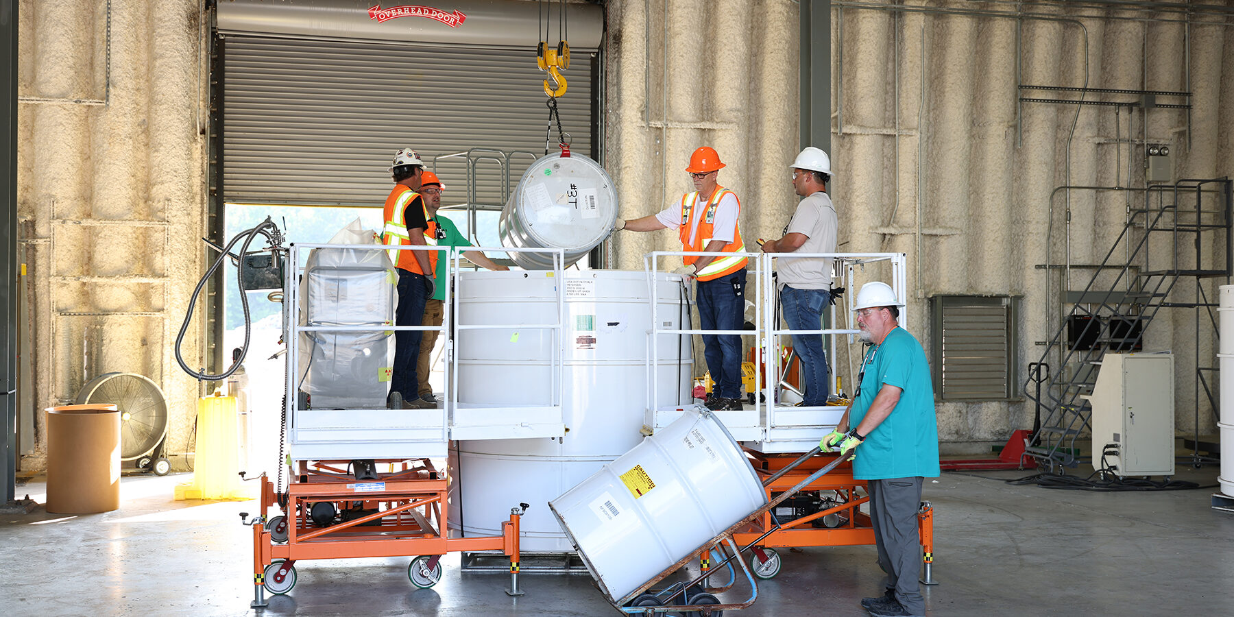 TWPC crew loads first 10-drum overpack - UCOR