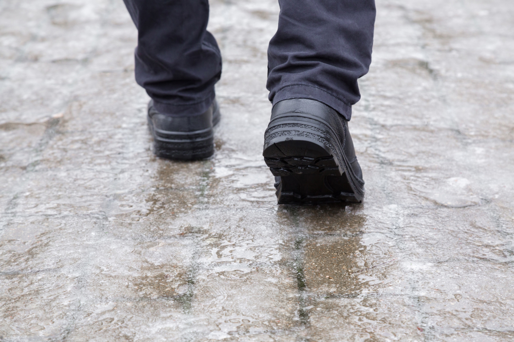 Plan for Slippery Walking Surfaces - UCOR